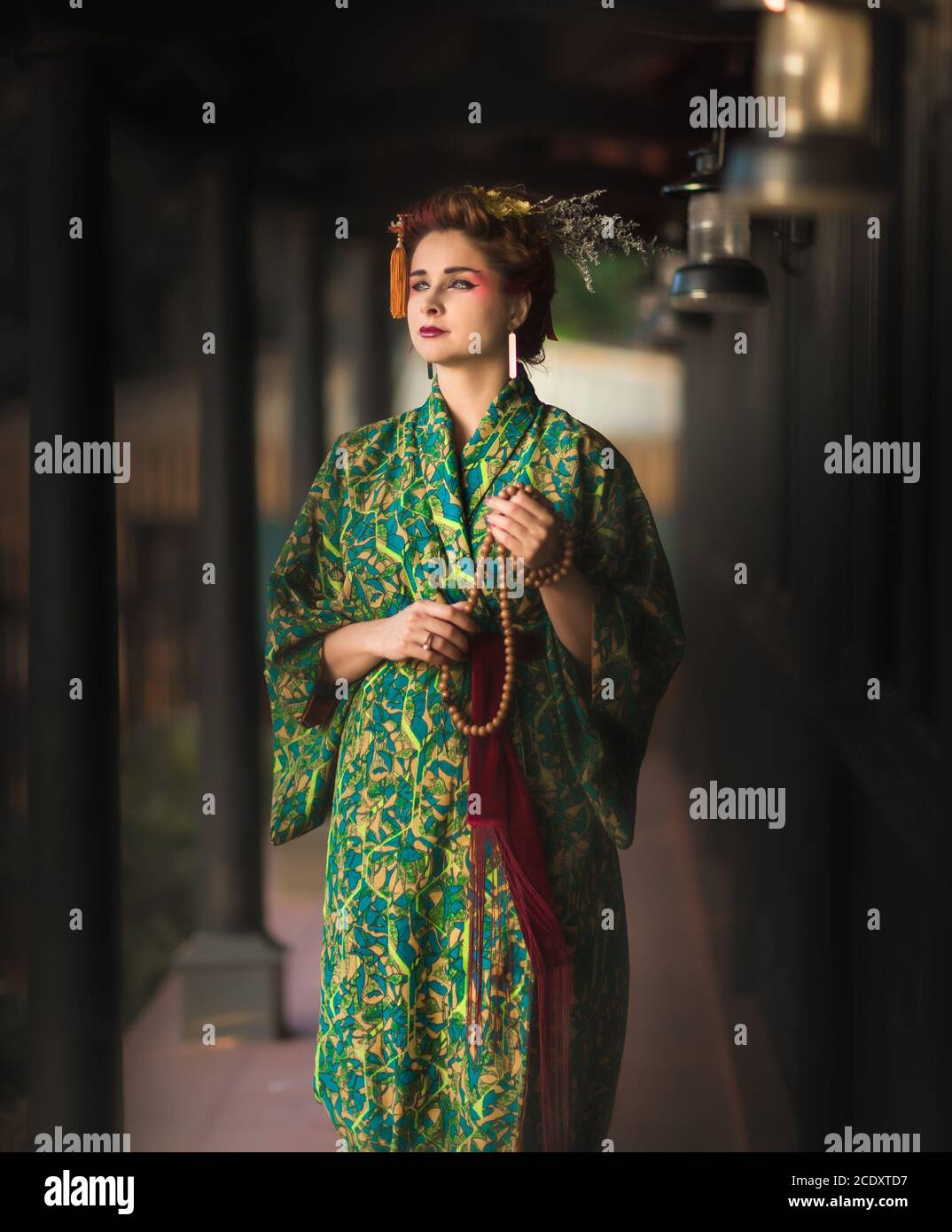 Geisha kimono hi-res stock photography and images - Alamy