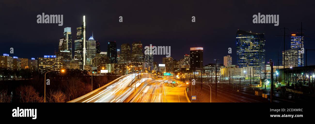 Philadelphia at night hi-res stock photography and images - Alamy