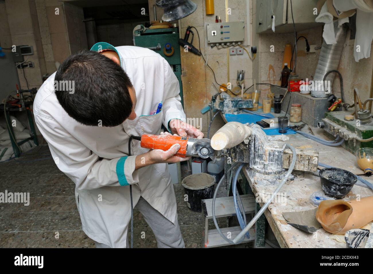 Hand cutting machine hi-res stock photography and images - Alamy