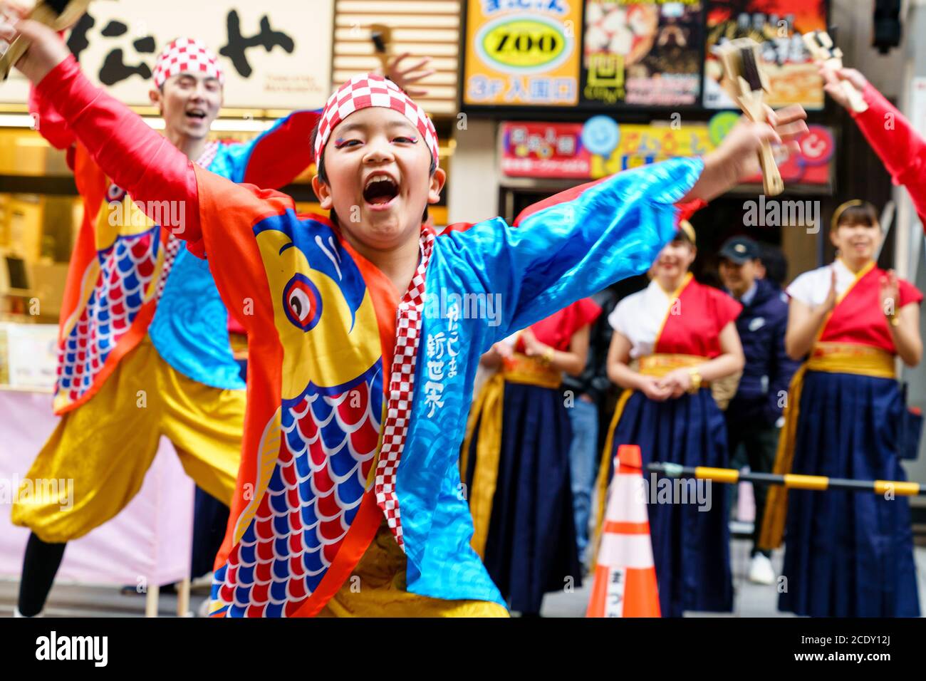 Japanese child, boy, 7-9 year old, dancer in Yosakoi dance team ...