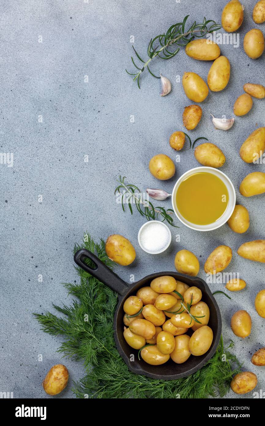 Whole young potatoes for baking Stock Photo - Alamy