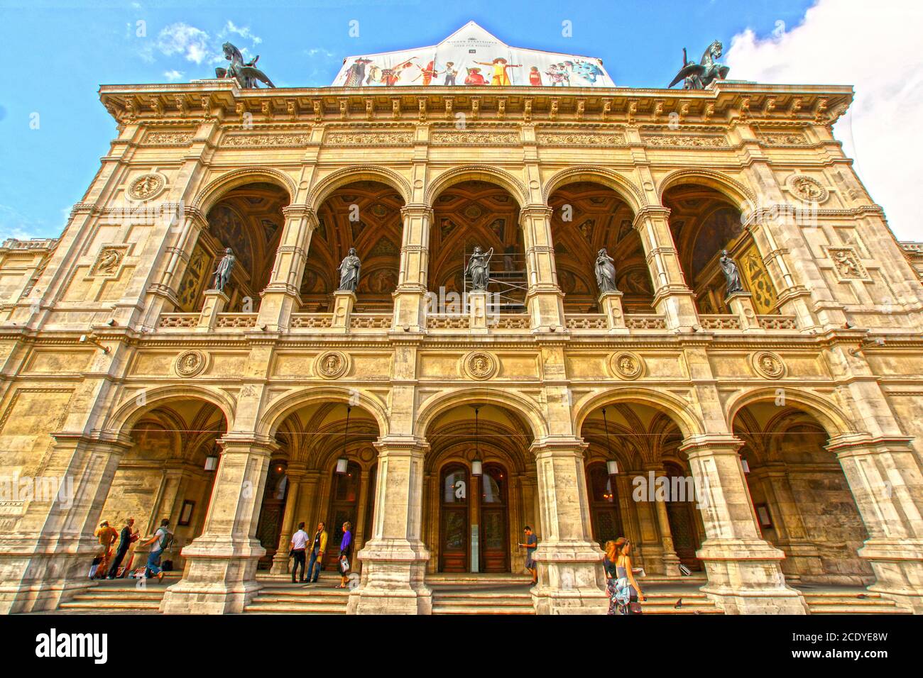 Austria Vienna State Opera Stock Photo - Alamy