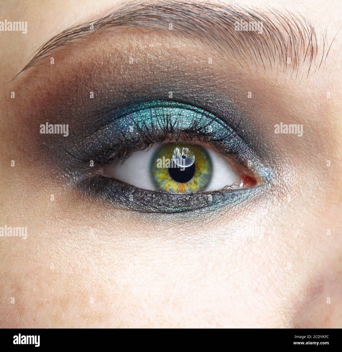 Cyan eye hi-res stock photography and images - Alamy