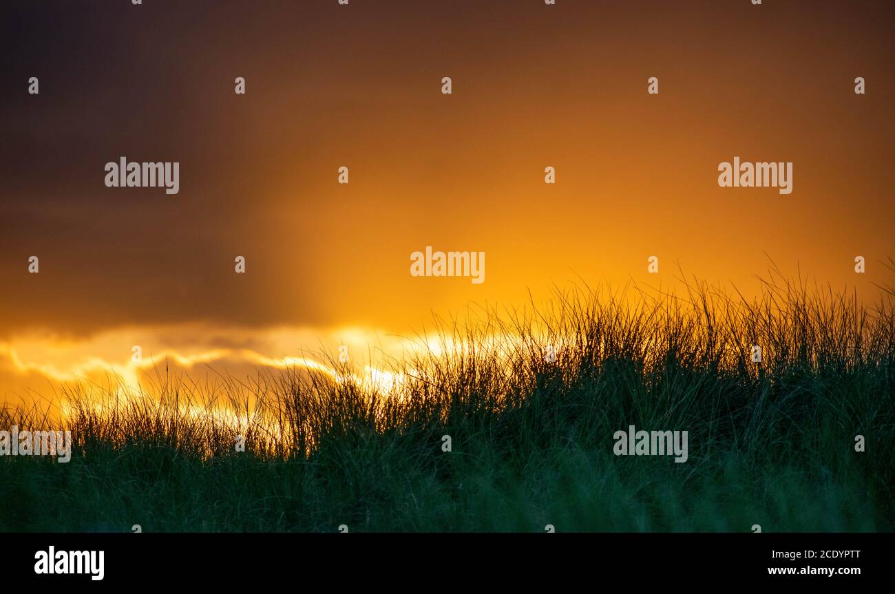 Inspirational setting hi-res stock photography and images - Alamy