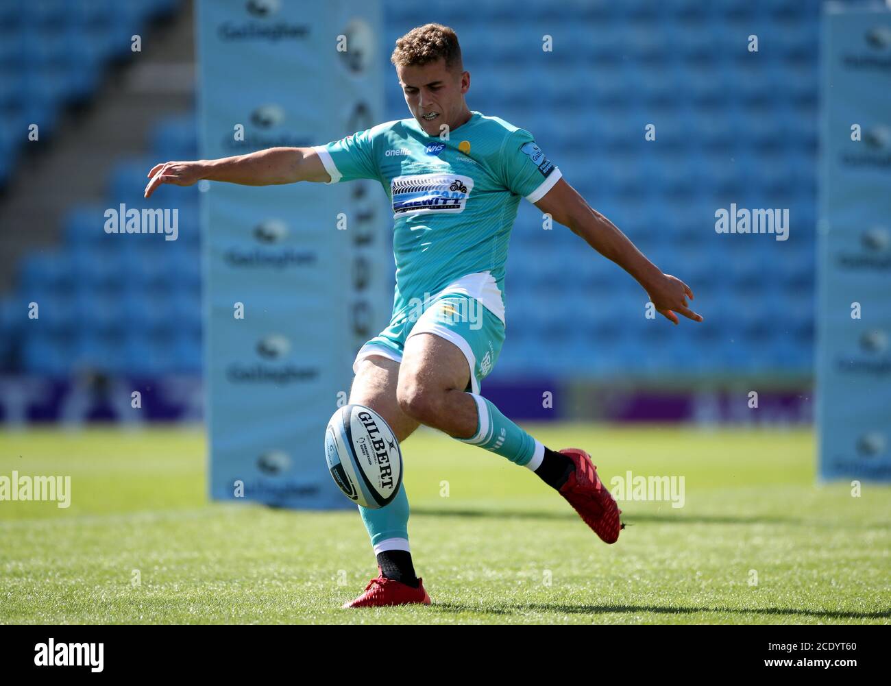 Worcester warriors billy searle hi-res stock photography and images - Alamy