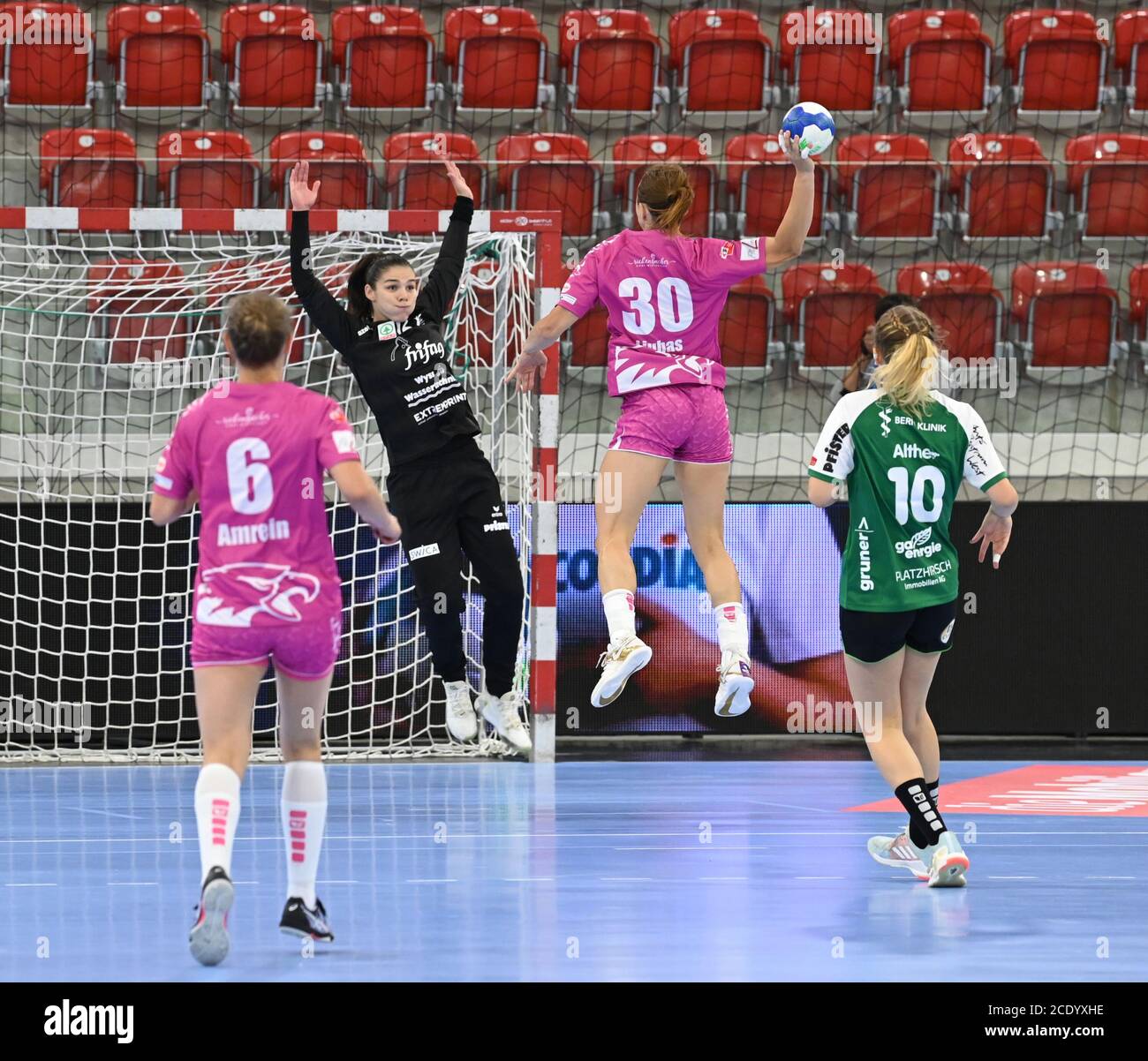 Winterthur, Schweiz. 30th Aug, 2020. 08/30/2020, Winterthur, Axa Arena ...