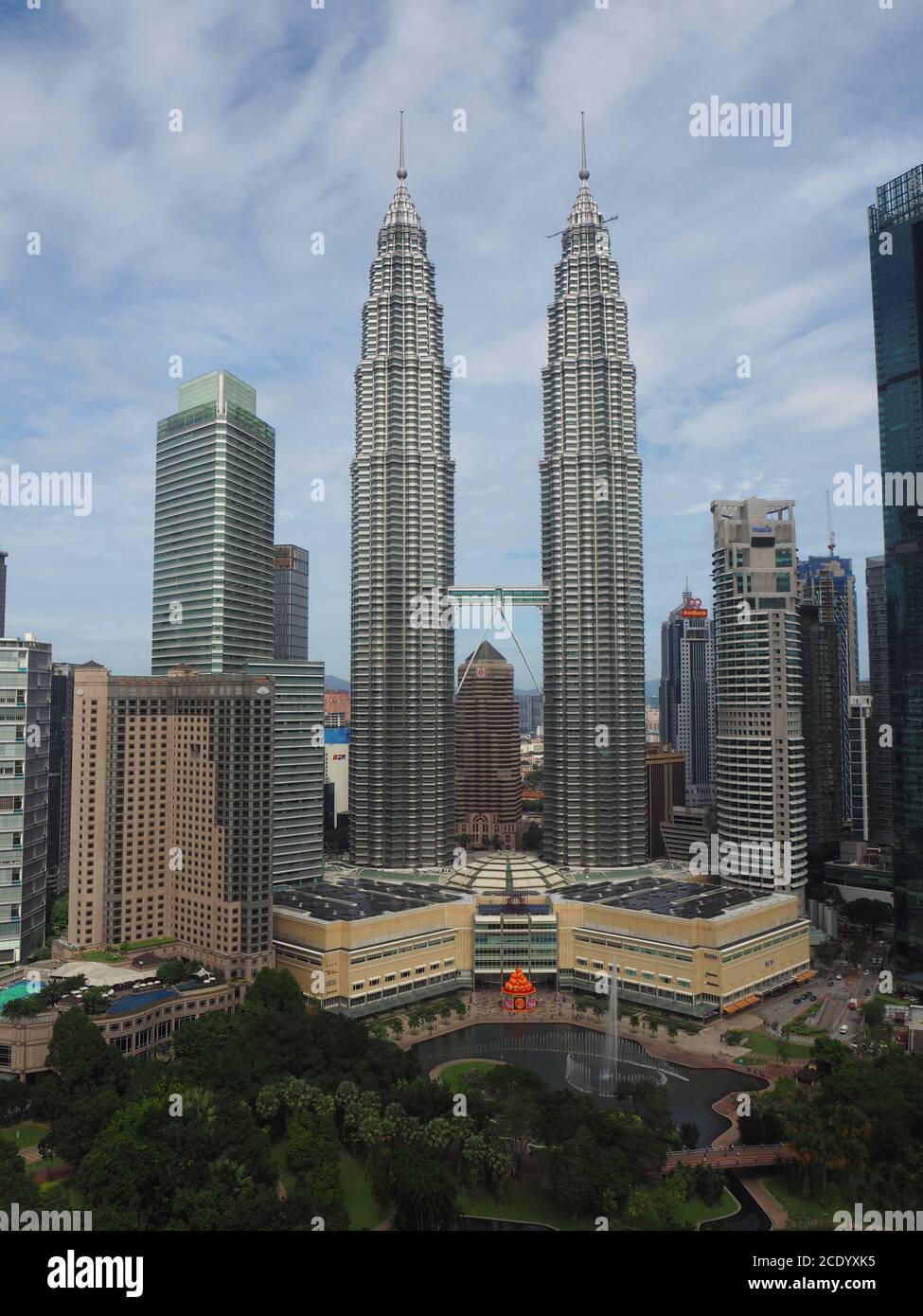 Petronas towers in malaysia hi-res stock photography and images - Alamy