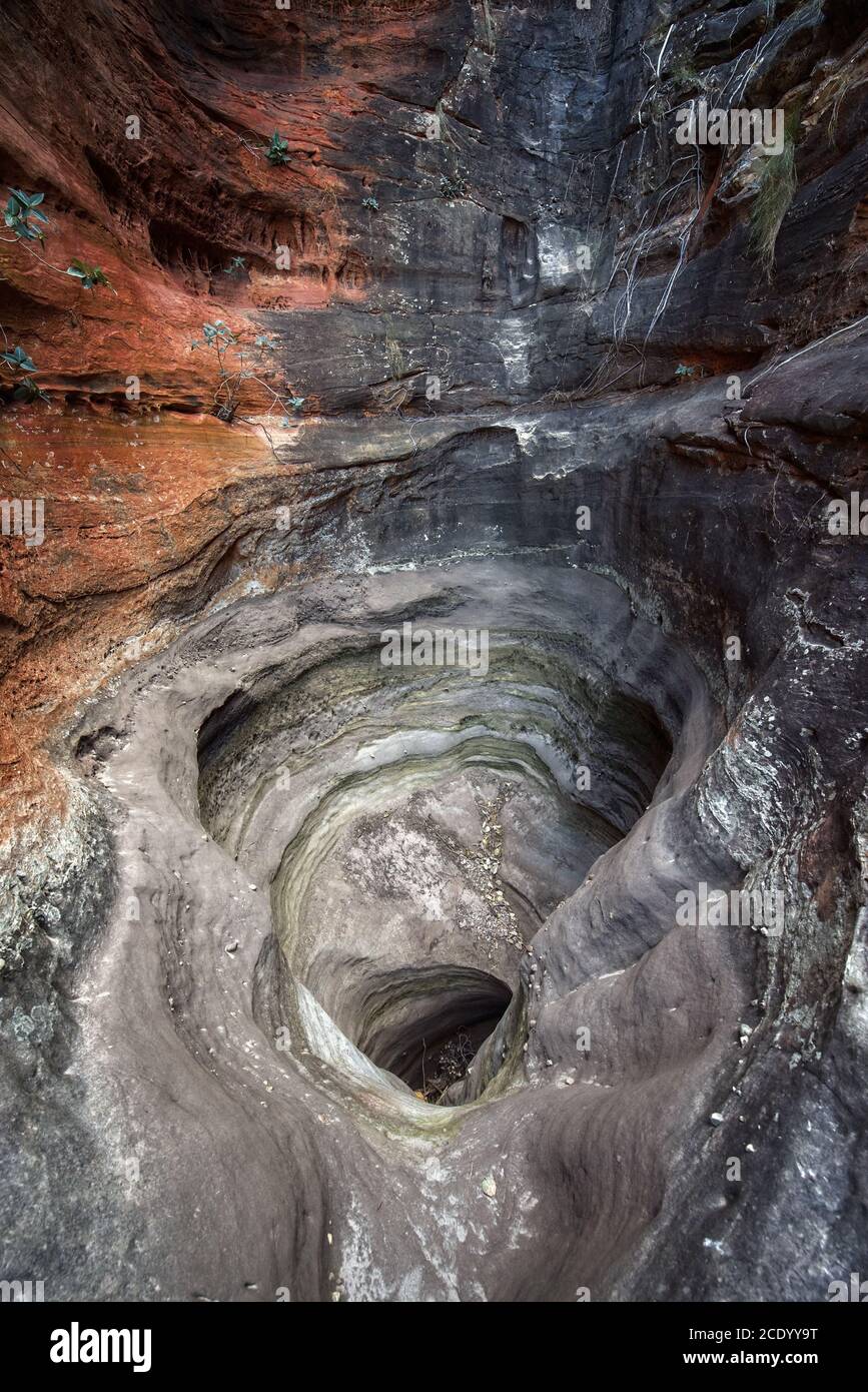 Western Australia – geological rock washout as pothole from flooding ...