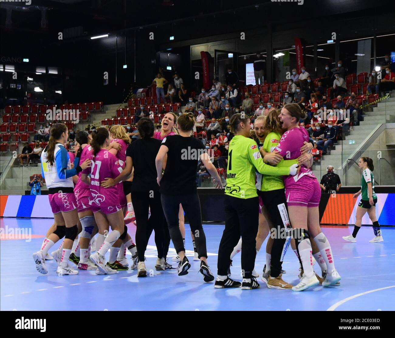 Winterthur, Schweiz. 30th Aug, 2020. 08/30/2020, Winterthur, Axa Arena ...