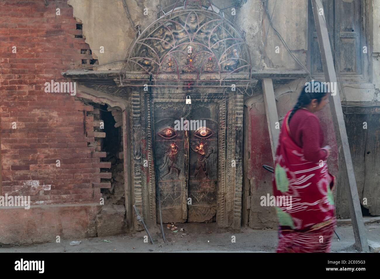 Nepal Door Nepal Gate High Resolution Stock Photography and Images - Alamy