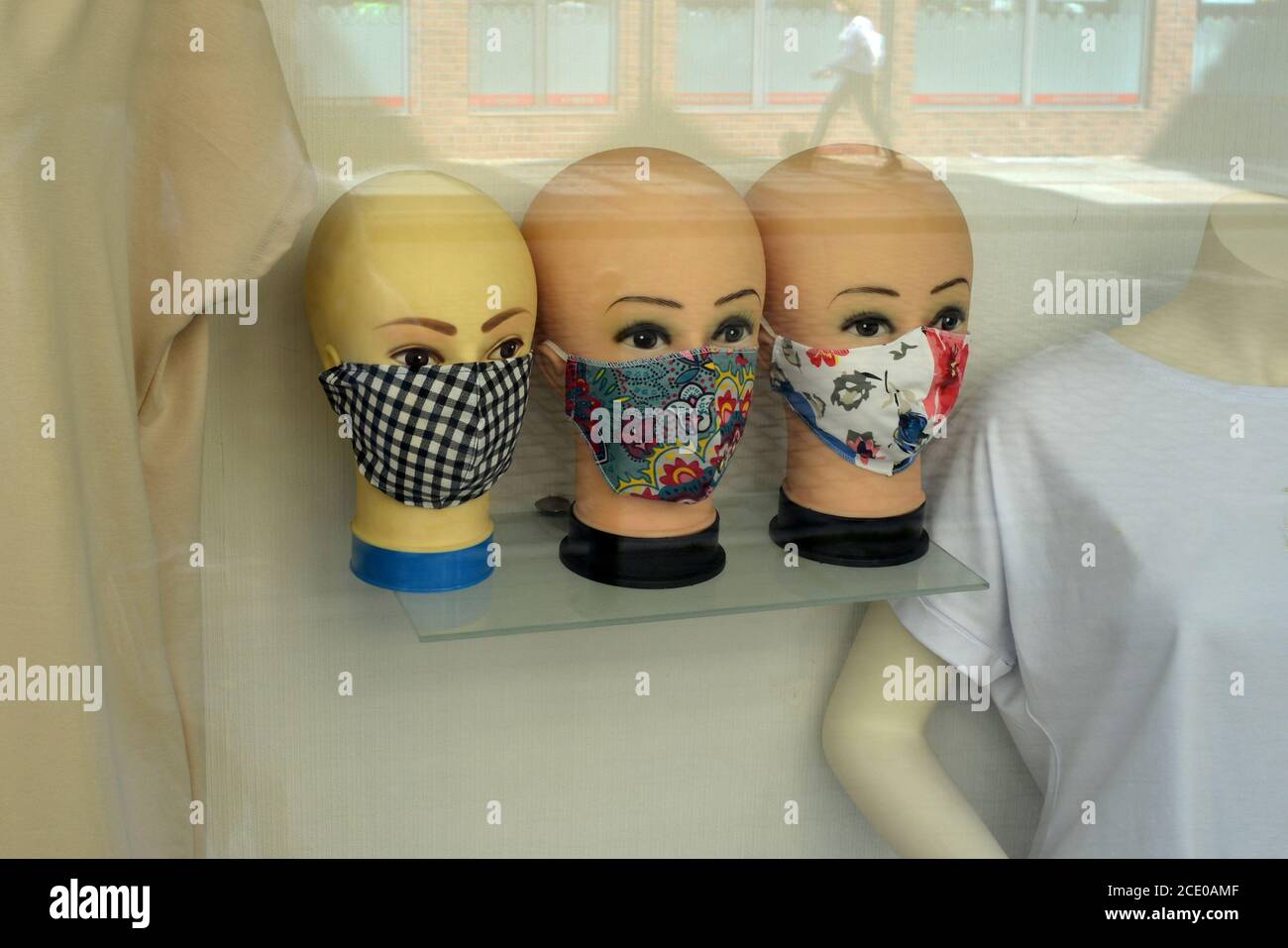 Puppet show and window hi-res stock photography and images - Alamy