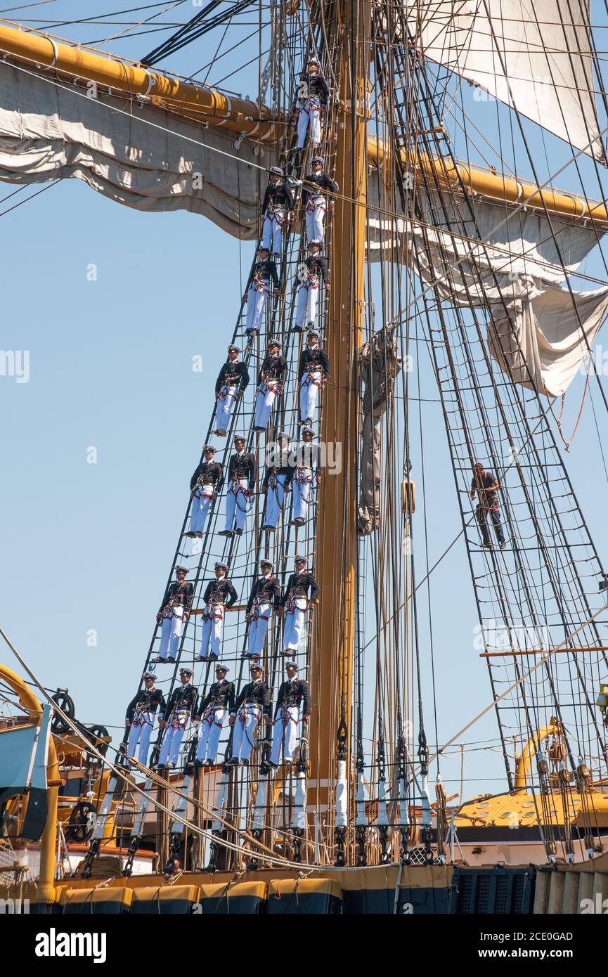Cadets ceremony for welcoming the commander on boad the training ship ...