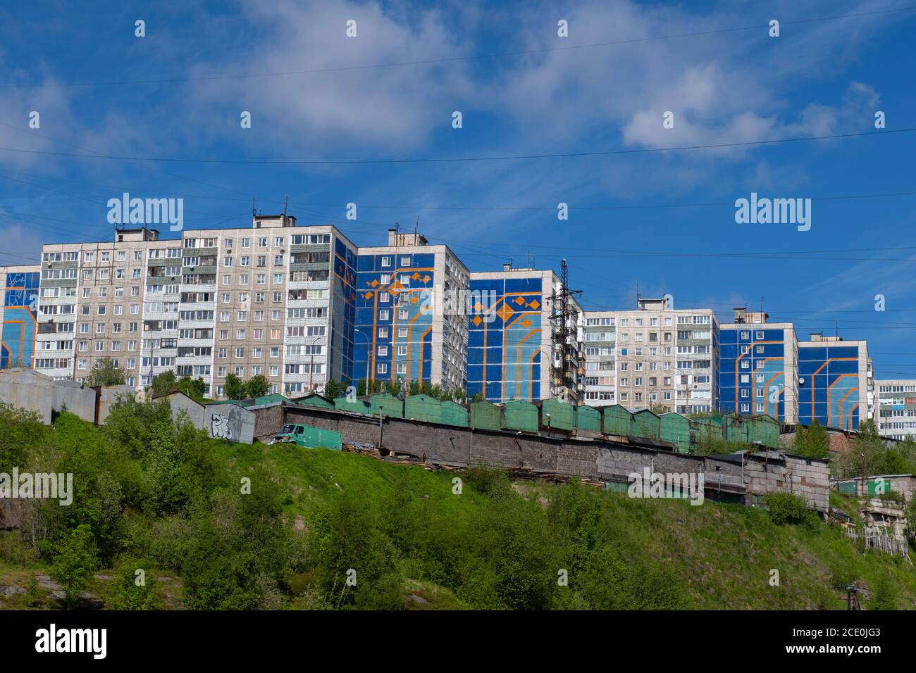 Medium and high rise architecture hi-res stock photography and images ...