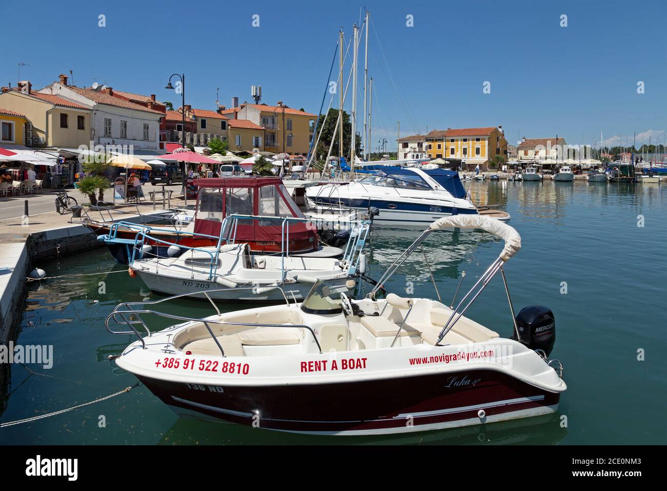 Novigrad harbour hi-res stock photography and images - Alamy
