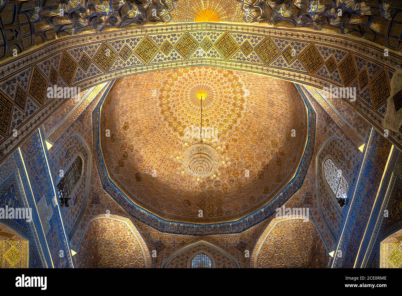Interior inside the old ancient uzbek tomb - Amir Temur maqbarasi, Go ...