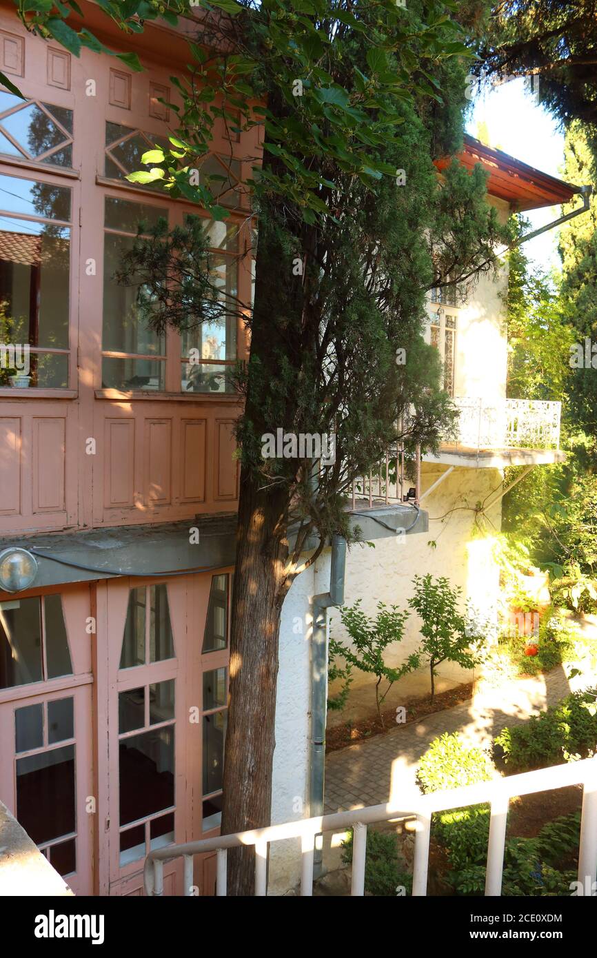 Anton chekhov house hi-res stock photography and images - Alamy