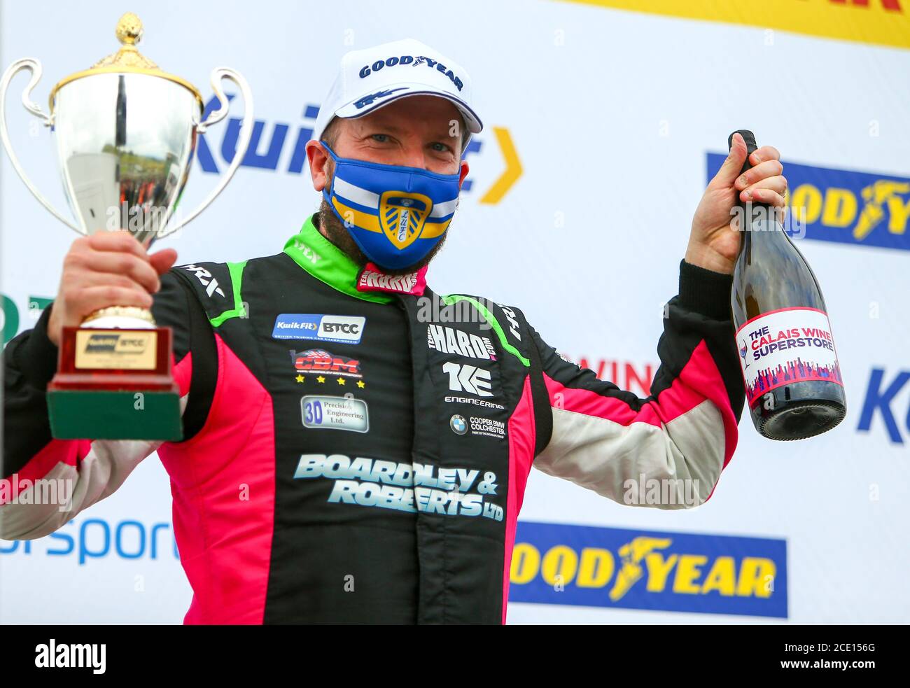 Knockhill Racing Circuit, Fife, UK. 30th Aug, 2020. Kwik Fit British ...