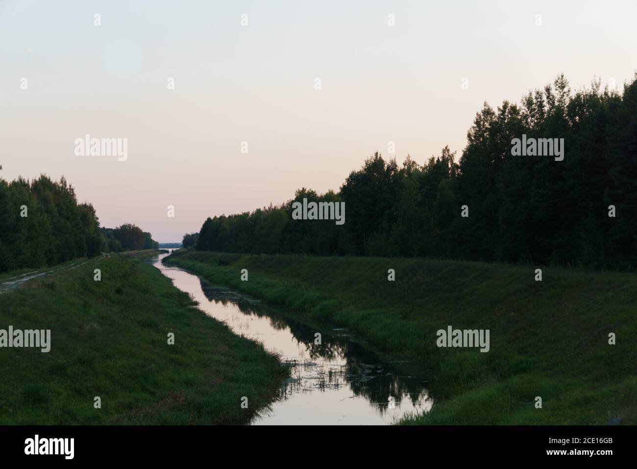 Small river flows hi-res stock photography and images - Alamy