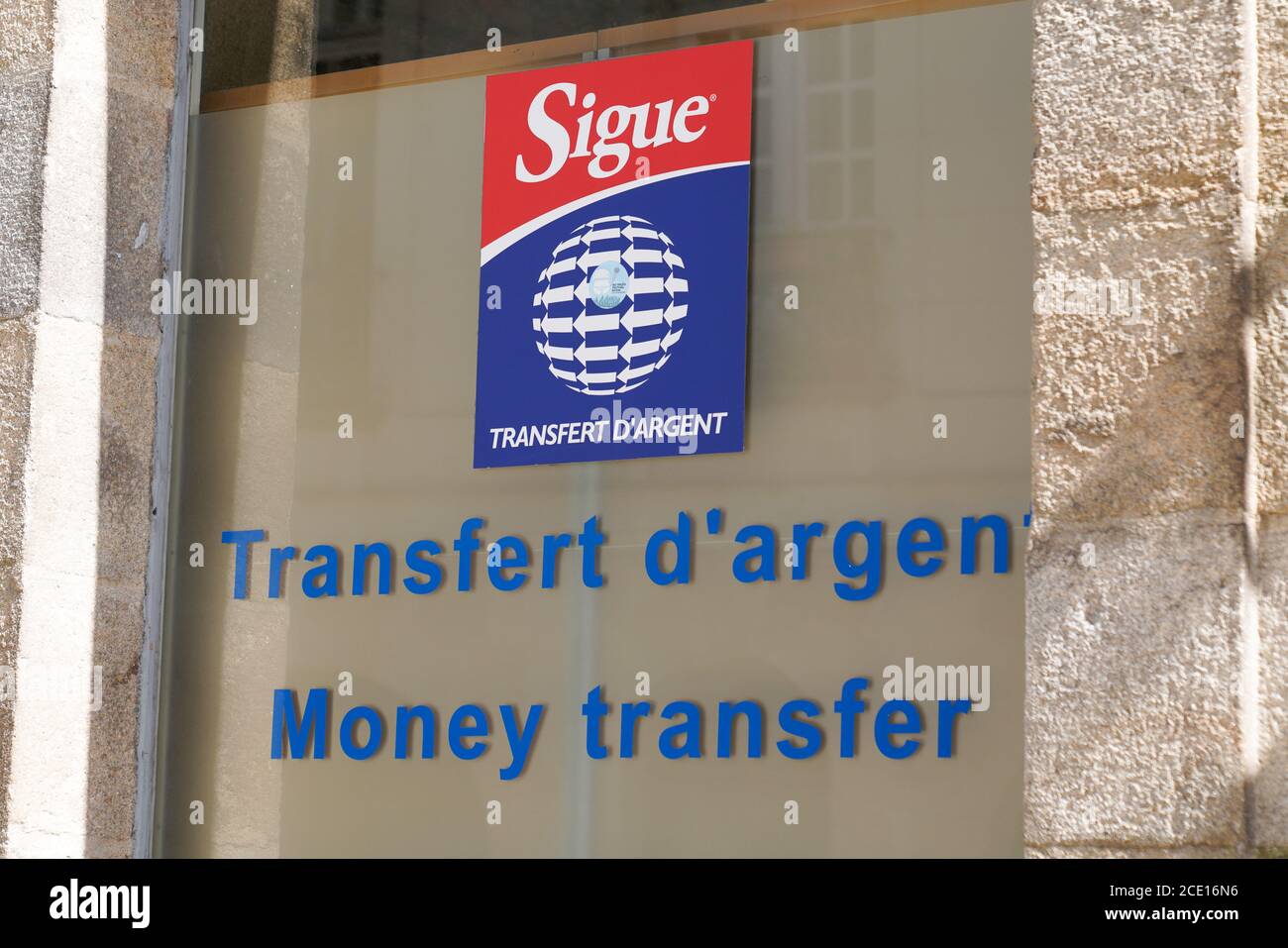 Sigue money hi-res stock photography and images - Alamy
