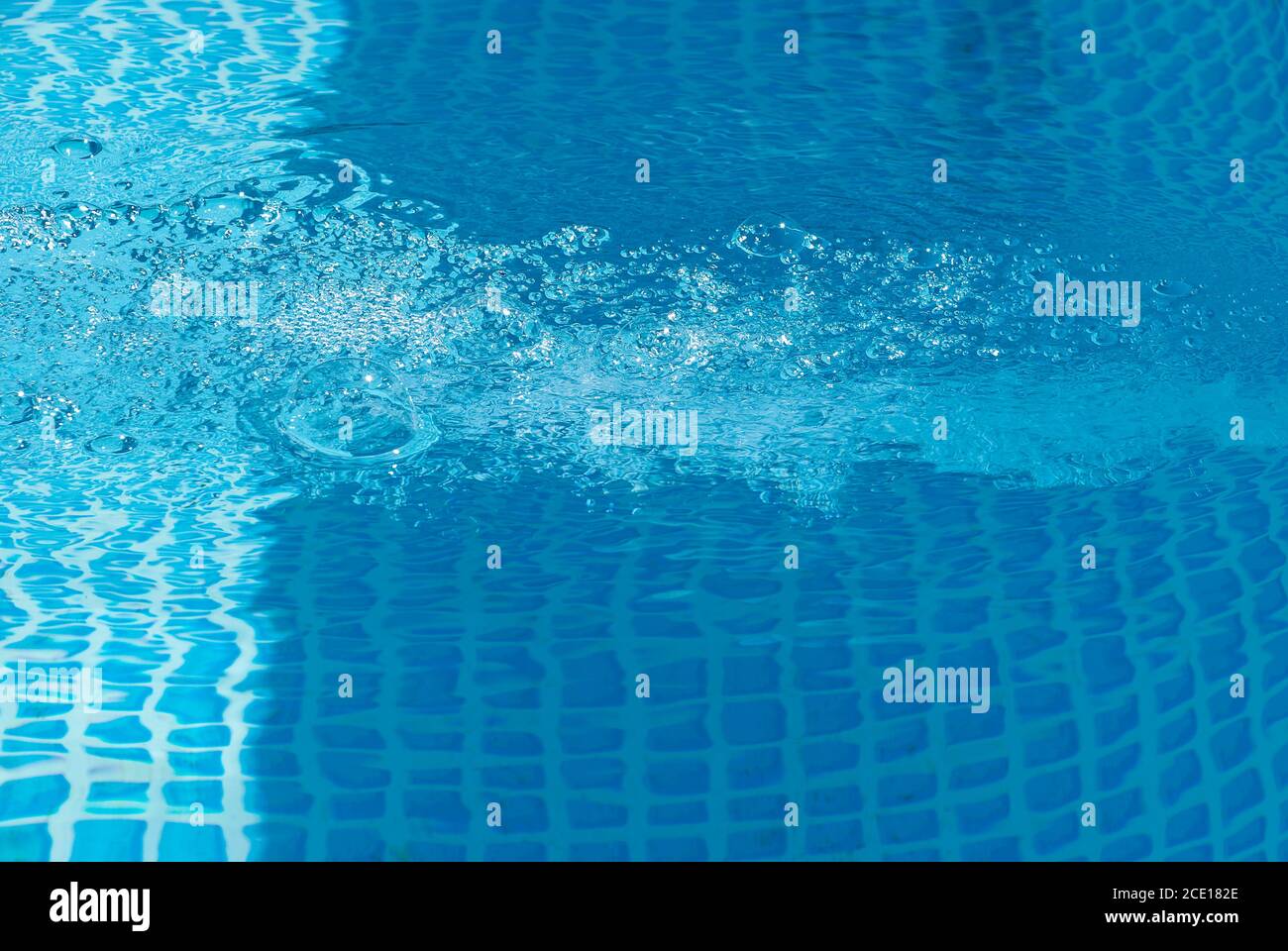 Crystal clear water in pool hi-res stock photography and images - Alamy