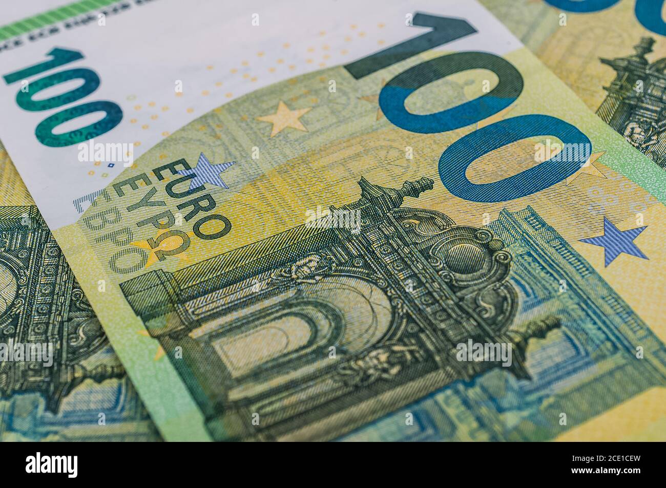 100 euroschein hi-res stock photography and images - Alamy