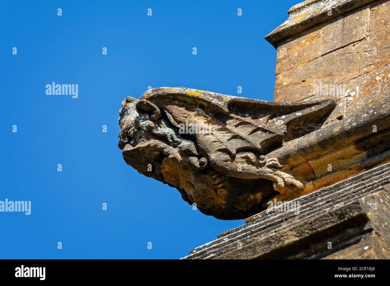 Devil gargoyle uk hi-res stock photography and images - Alamy