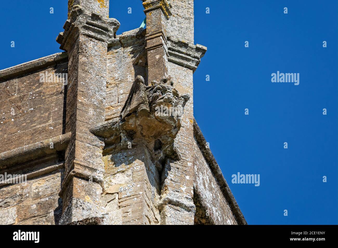Devil gargoyle uk hi-res stock photography and images - Alamy
