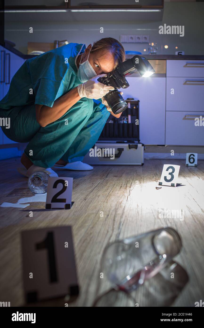 Criminologist hi-res stock photography and images - Alamy