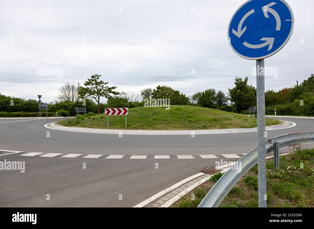 Direction sign board roundabout hi-res stock photography and images - Alamy