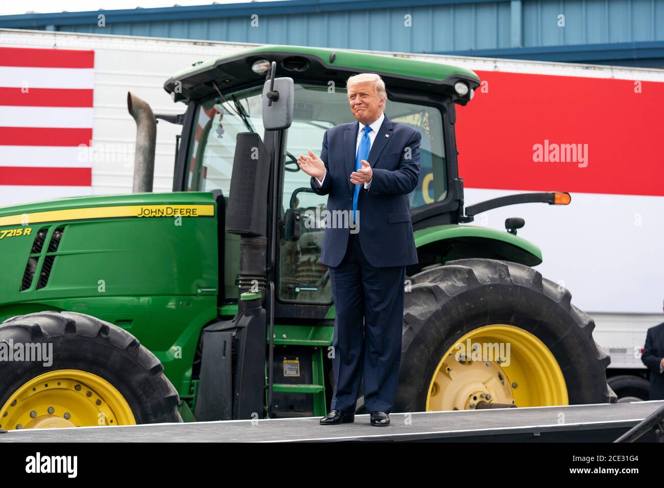 America first tractor hi-res stock photography and images - Alamy