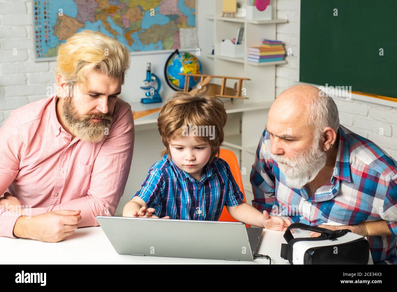 Online class kids parents hi-res stock photography and images - Alamy