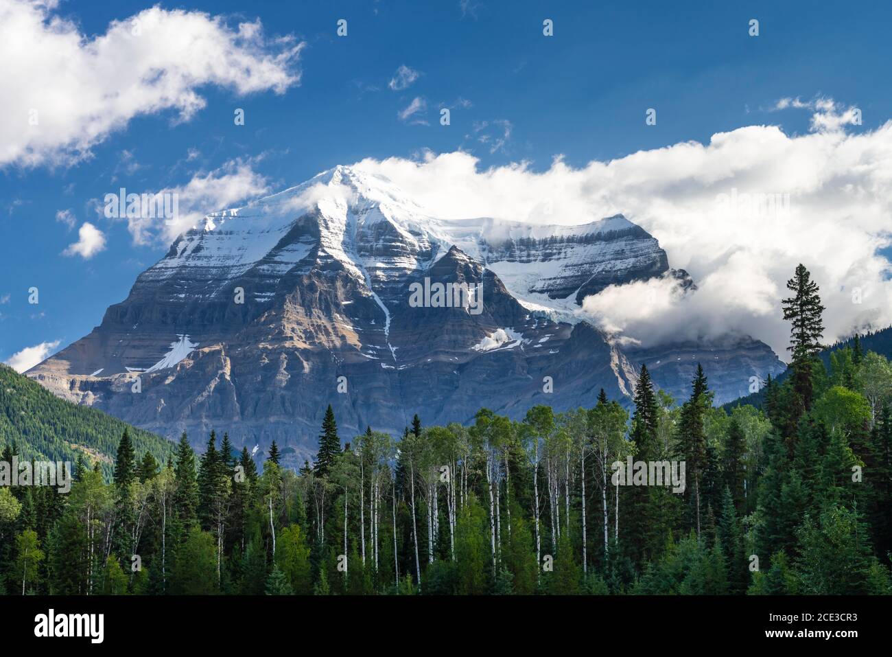 Mount Robson in Mount Robson Provincial Park, British Columbia, Canada ...
