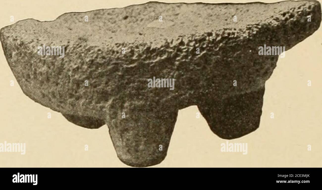 Pigment grinding stones hi-res stock photography and images - Alamy
