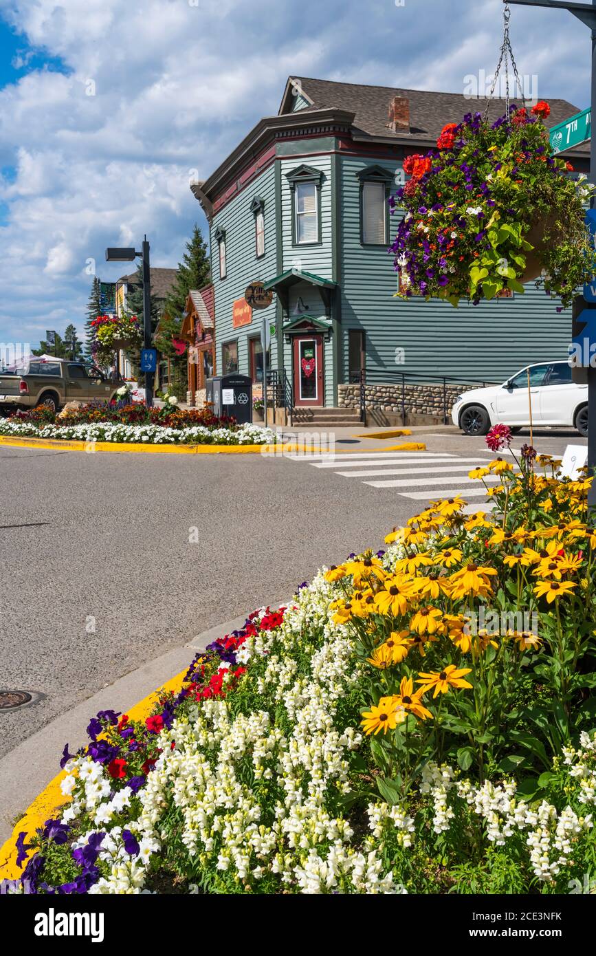 Invermere hi-res stock photography and images - Alamy