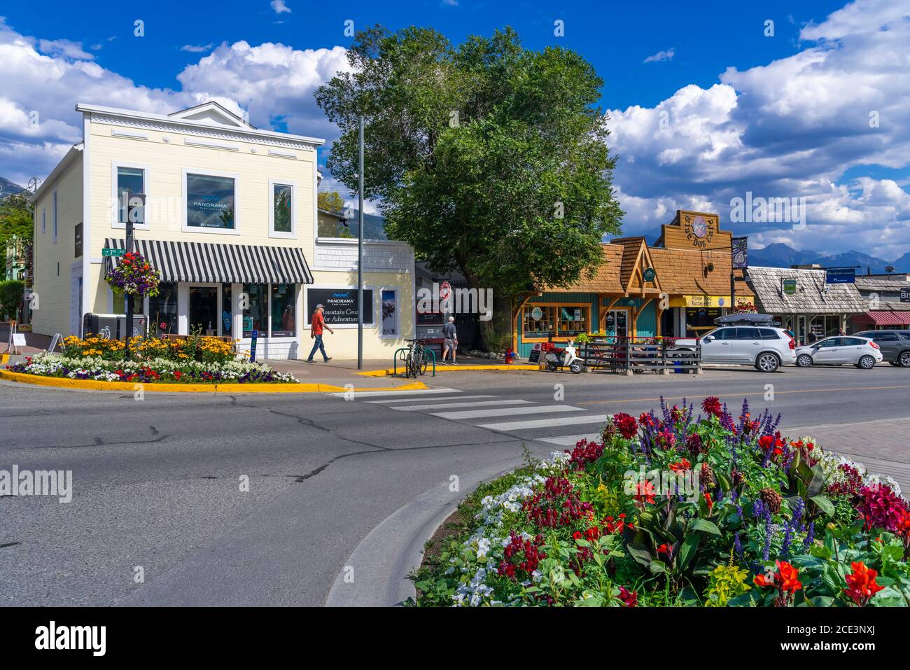 Invermere hi-res stock photography and images - Alamy