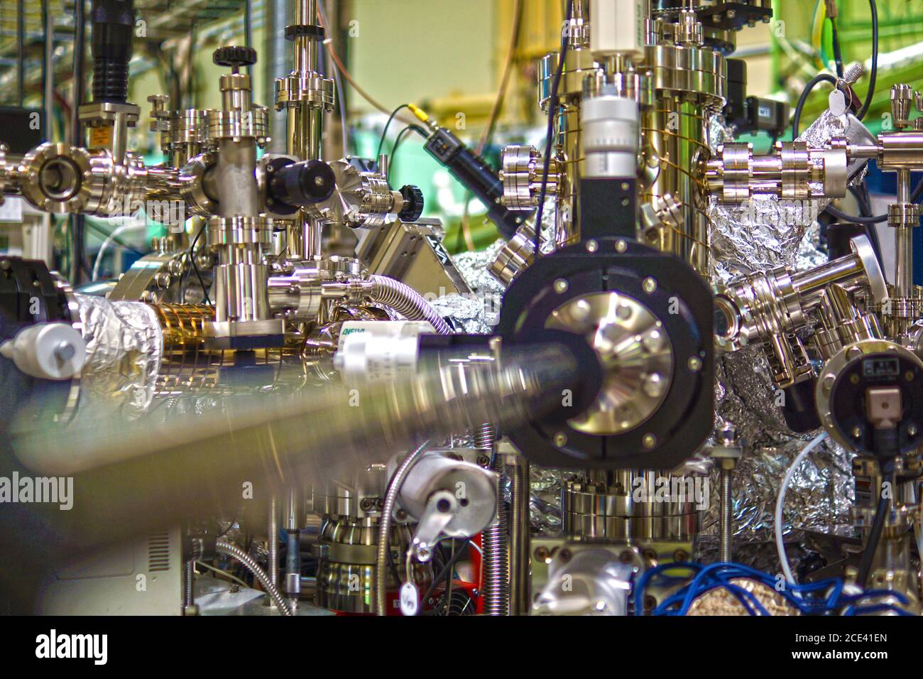 Vacuum deposition hi-res stock photography and images - Alamy