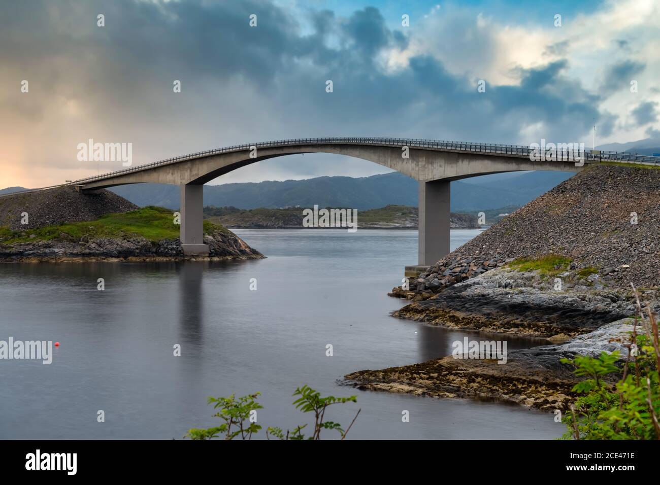 Storseisundet bridge on atlantic road hi-res stock photography and ...