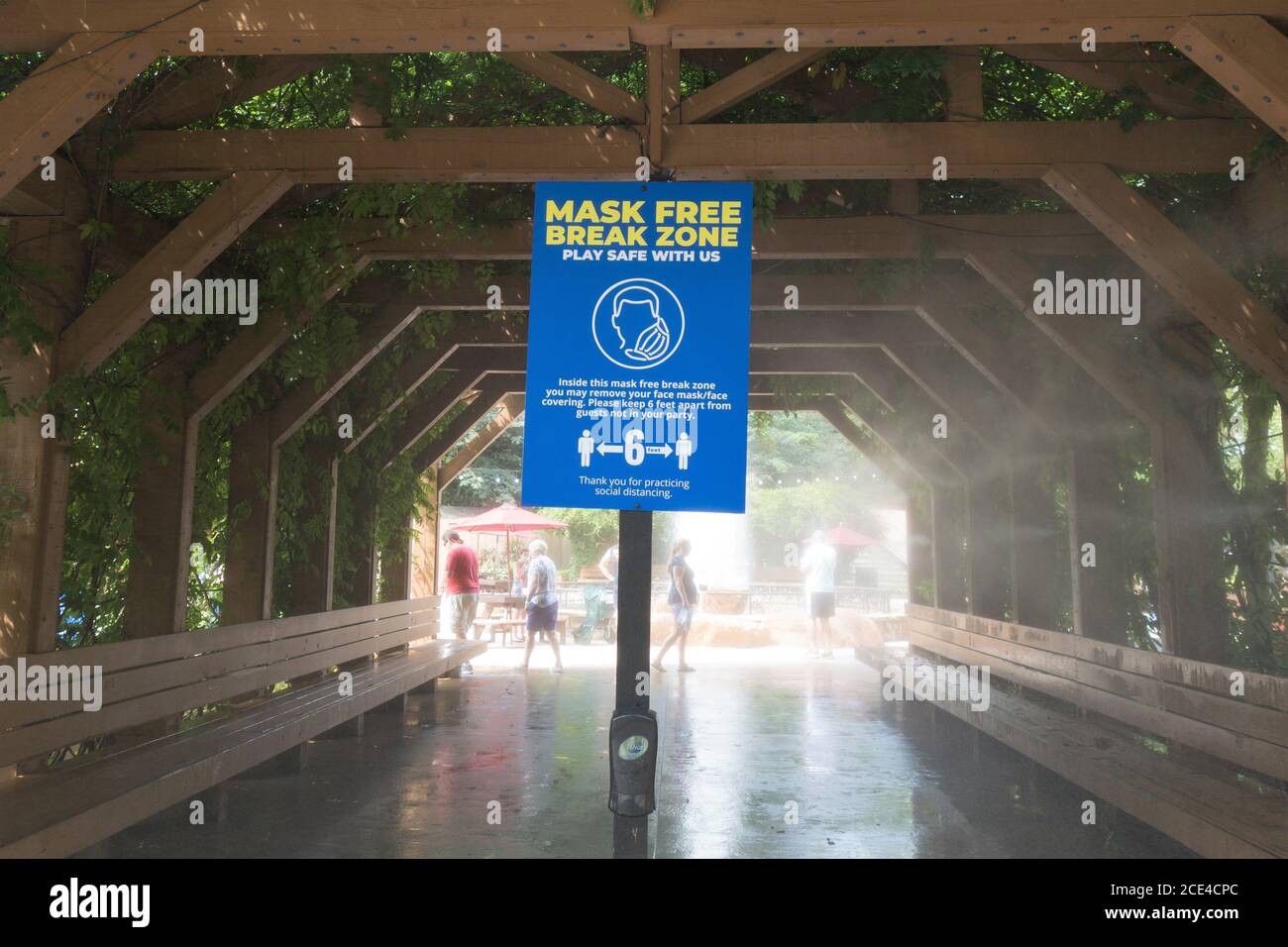 Dollywood amusement park hi-res stock photography and images - Alamy