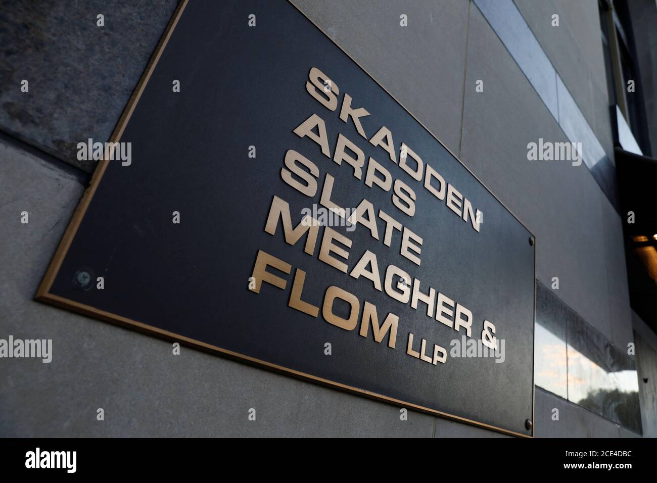 Skadden logo hi-res stock photography and images - Alamy