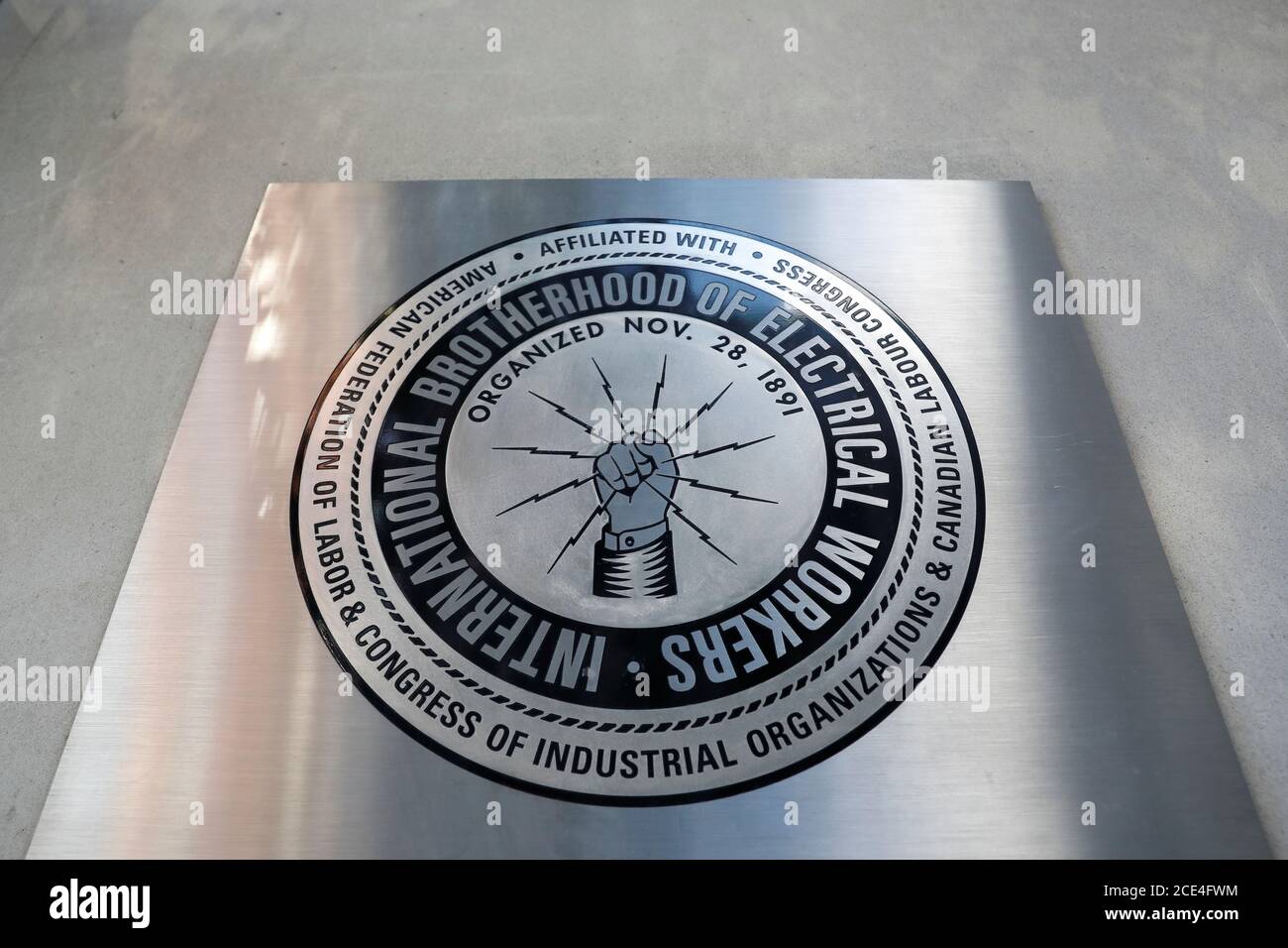 Ibew logo hi-res stock photography and images - Alamy