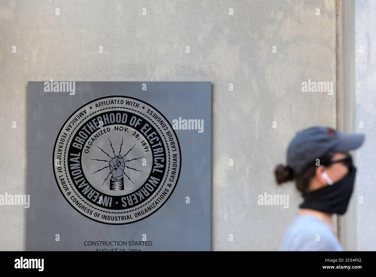 Ibew logo hi-res stock photography and images - Alamy