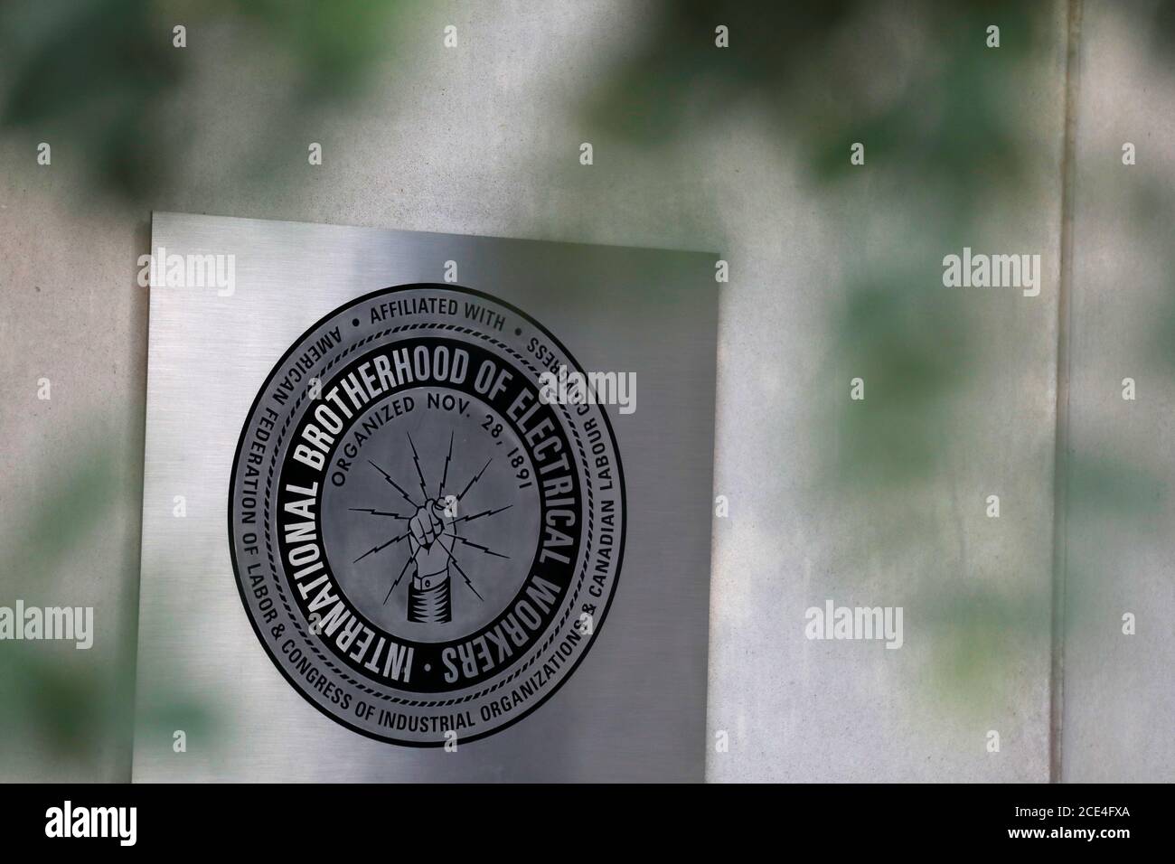 Ibew logo hi-res stock photography and images - Alamy