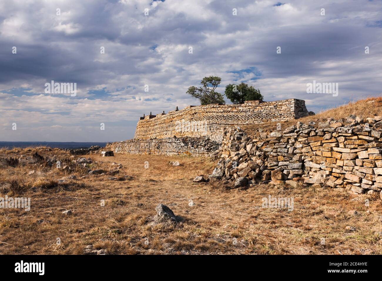Naletale, or Nalatale ruins, 17th century, residence of the Torwa king ...