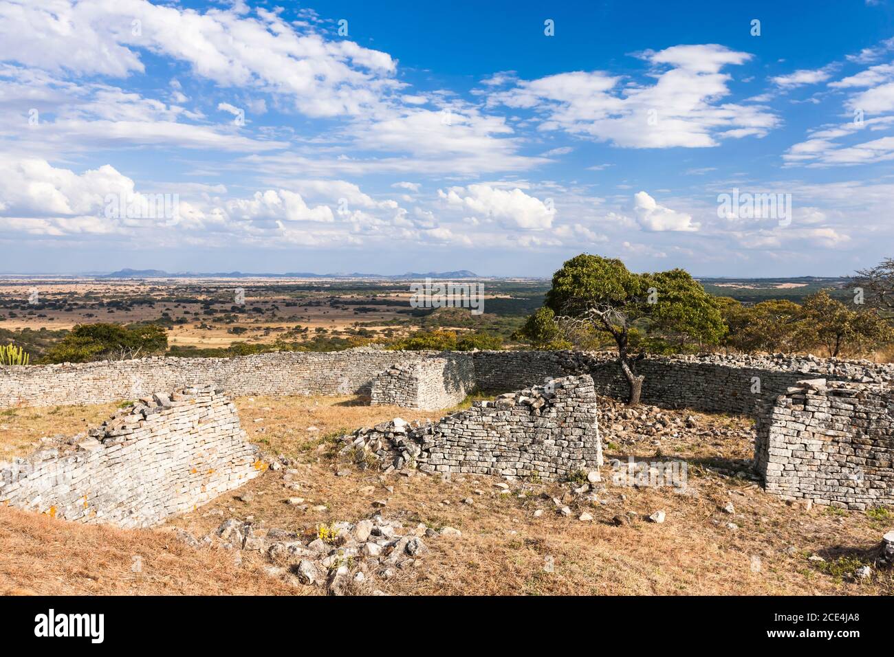 Naletale, or Nalatale ruins, 17th century, residence of the Torwa king ...