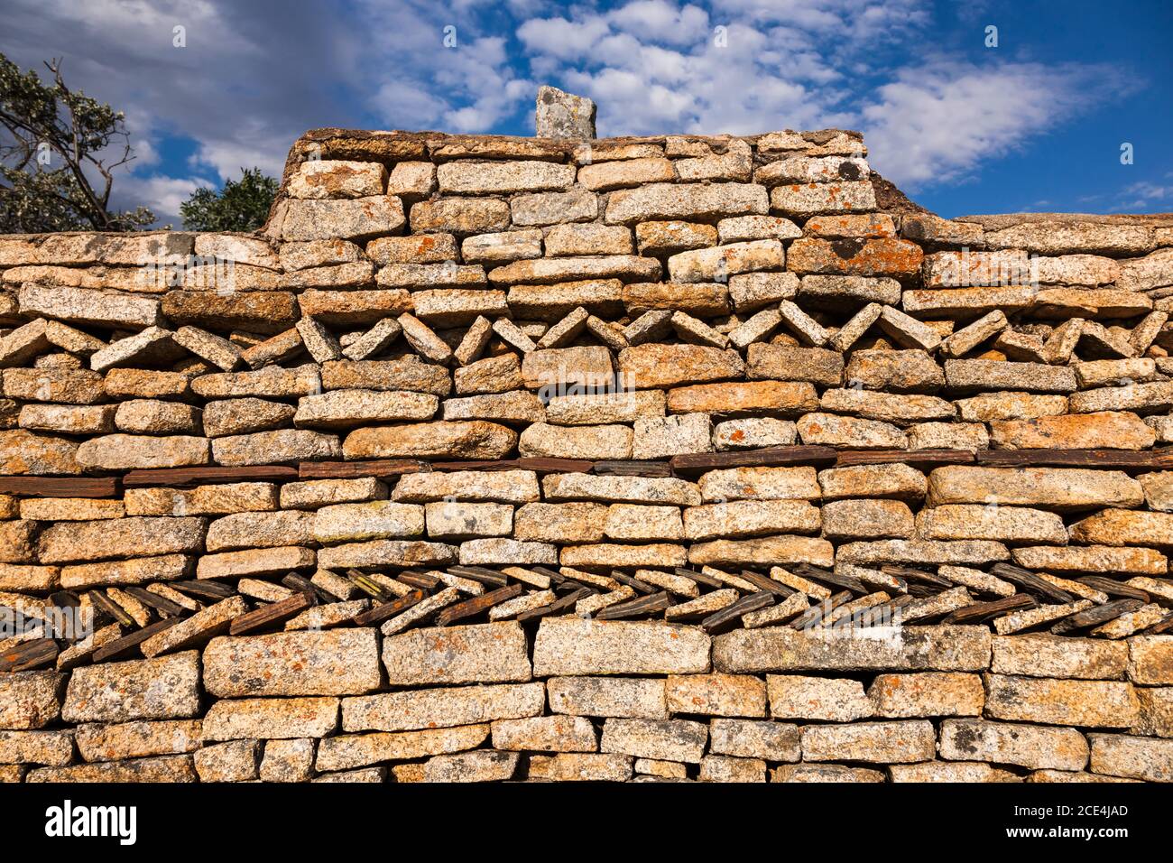 Naletale, or Nalatale ruins, 17th century, residence of the Torwa king ...