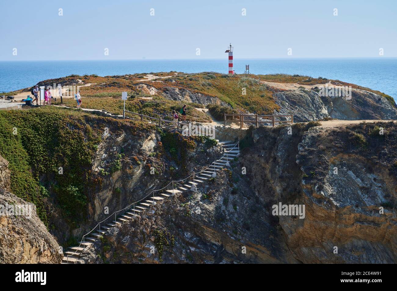 Cliff top pathway hi-res stock photography and images - Alamy