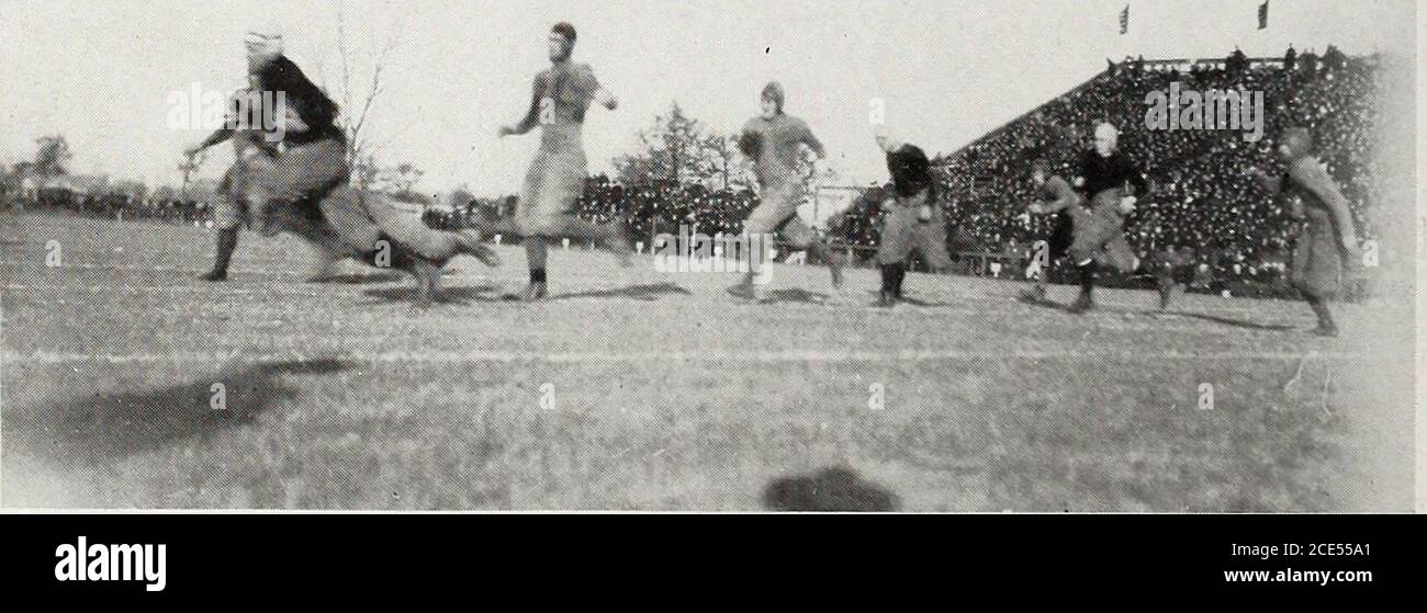 Szold hi-res stock photography and images - Alamy