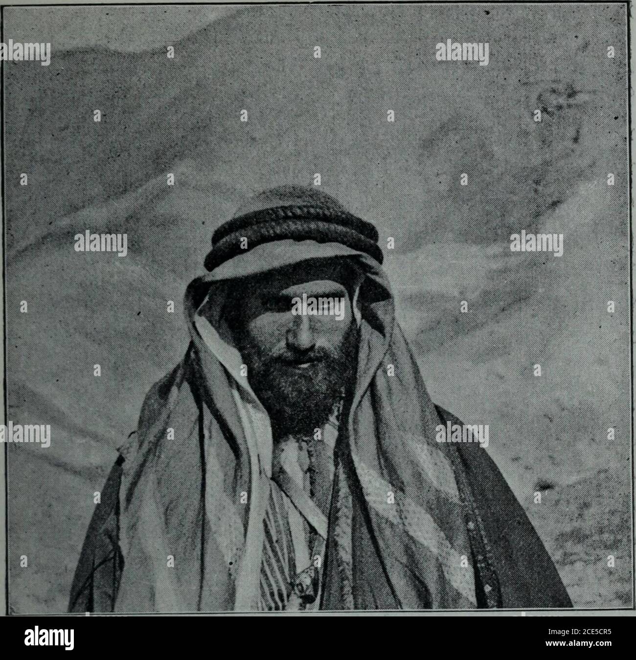 Servants of allah hi-res stock photography and images - Alamy