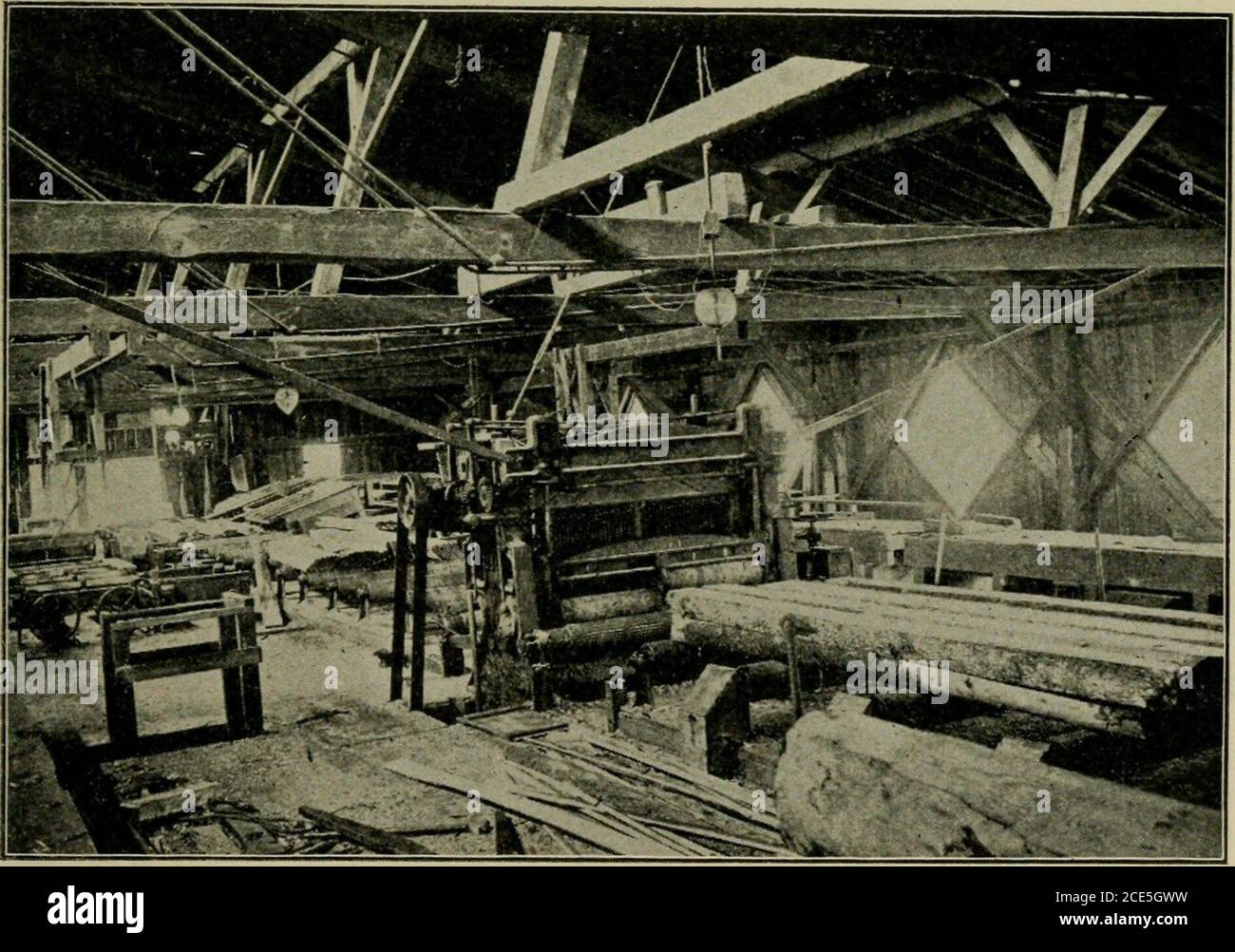 Log jam in lake hi-res stock photography and images - Alamy