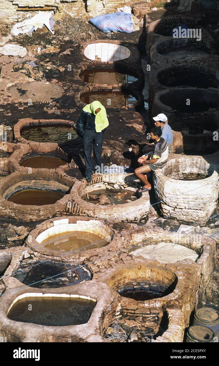 Medieval manual labour hi-res stock photography and images - Alamy